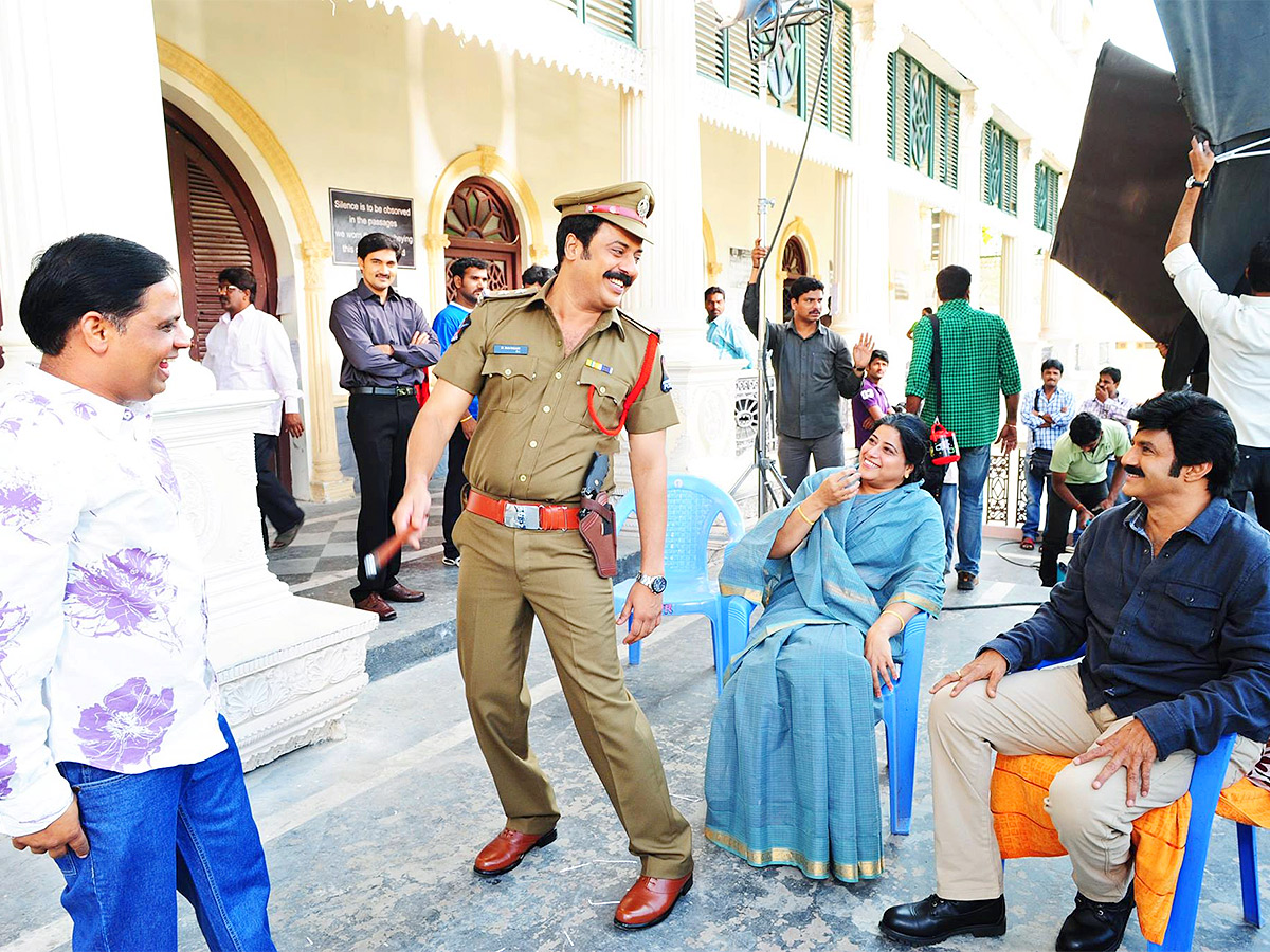 Tollywood Senior Actor Raja Ravindra's Rare and Unseen Pics - Sakshi